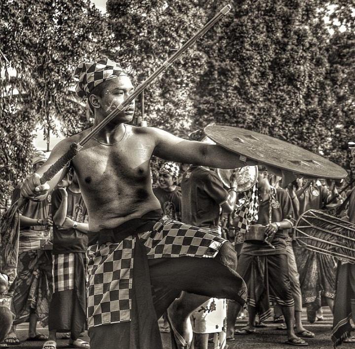 Seraya Village(Gebug Ende Tradition) – Karangasem 藤條祭 OK ...